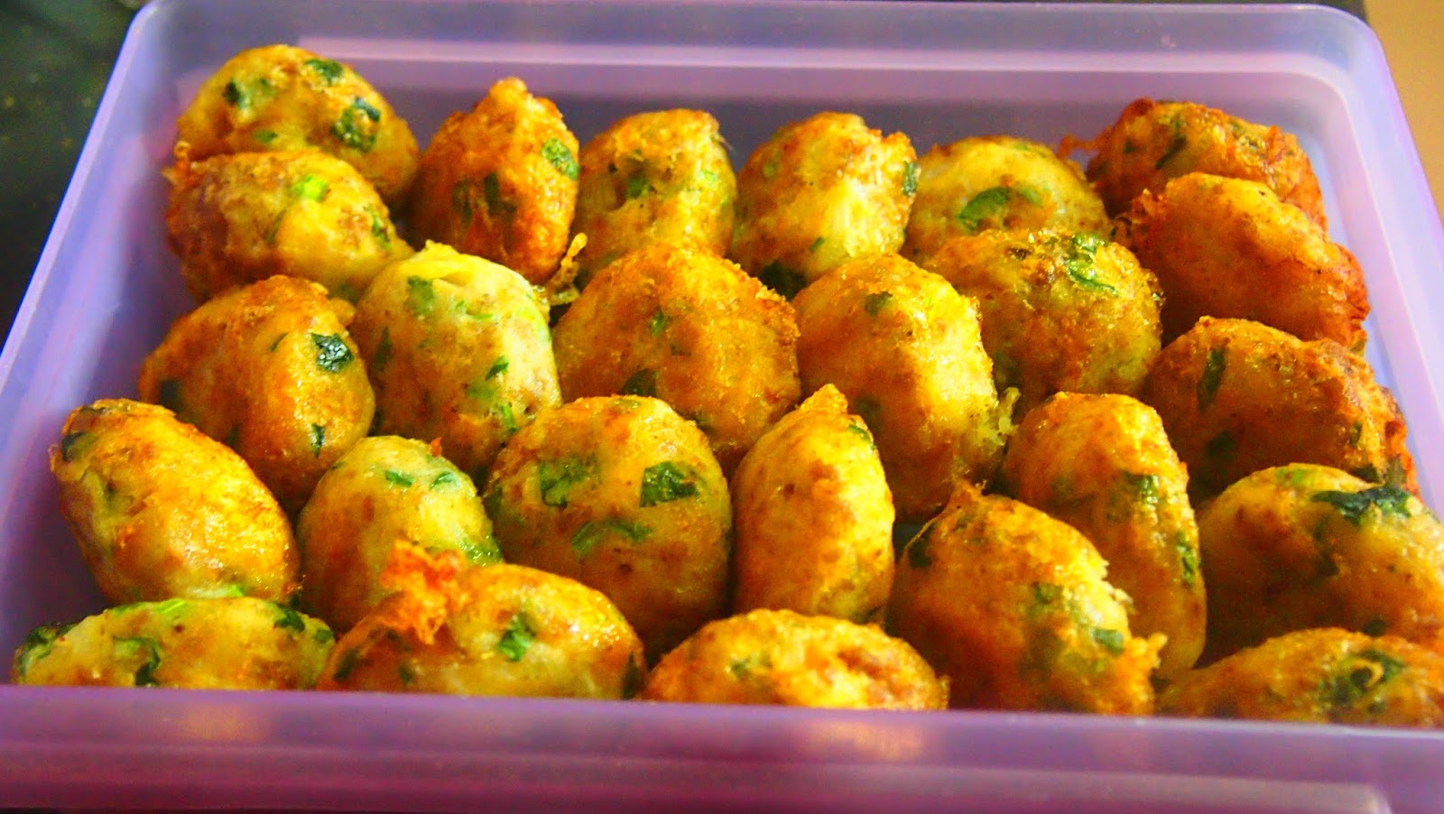 MamaMia Kitchen: BERGEDIL DAGING