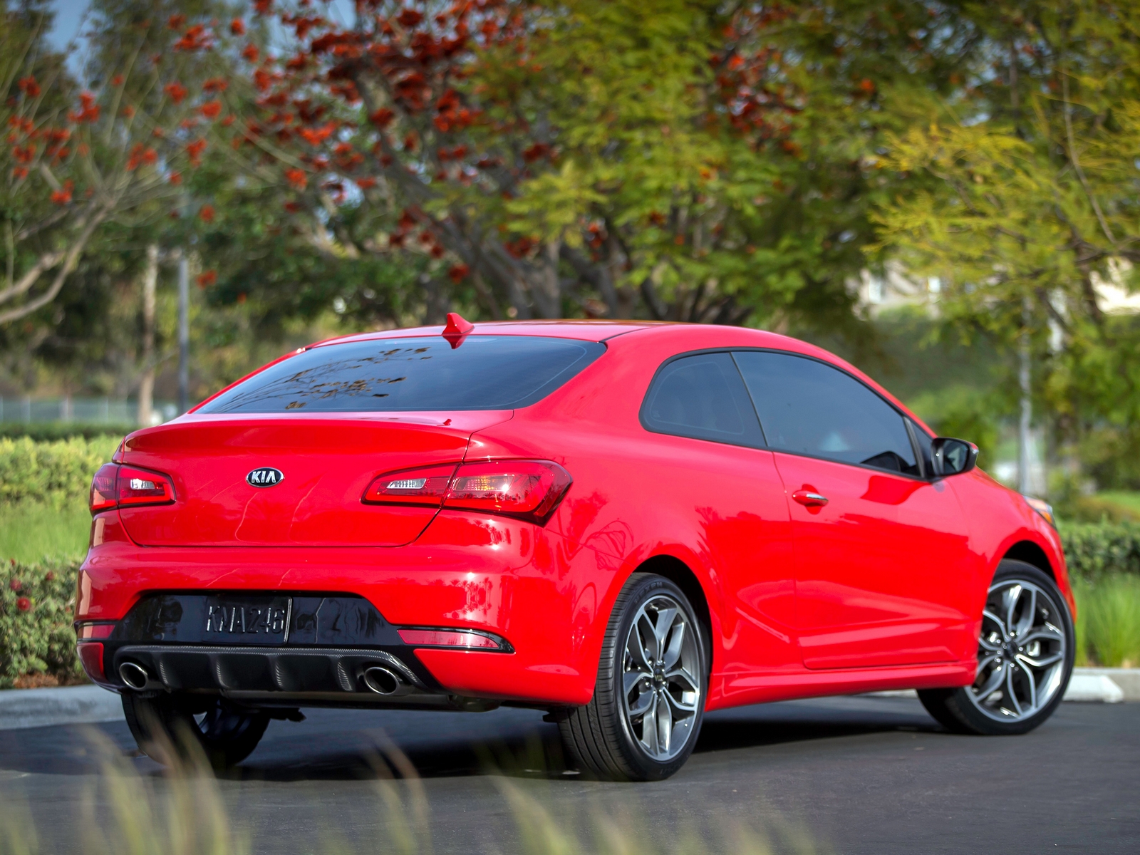 Kia Koup completa a nova geração da família Cerato