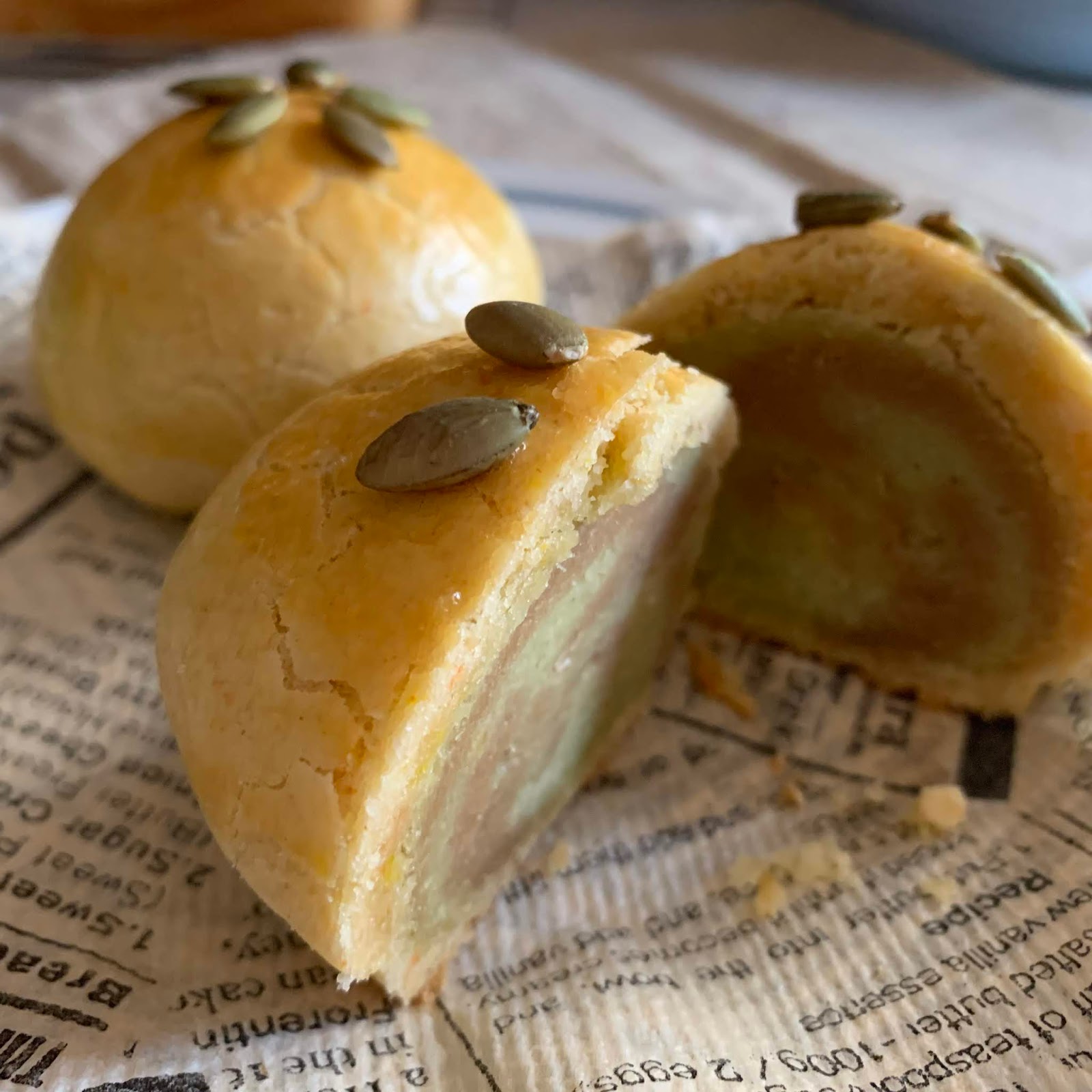 My Mind Patch: Cookie Crust Mung Bean Mooncake