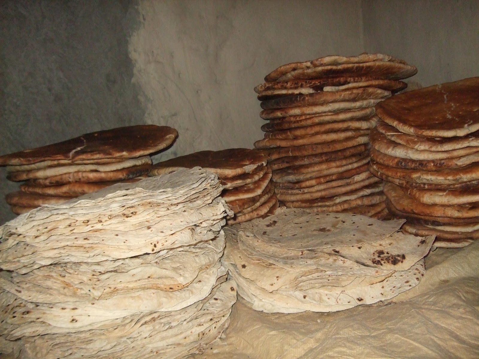People of Hunza Gilgit Baltistan: LOcal Food.