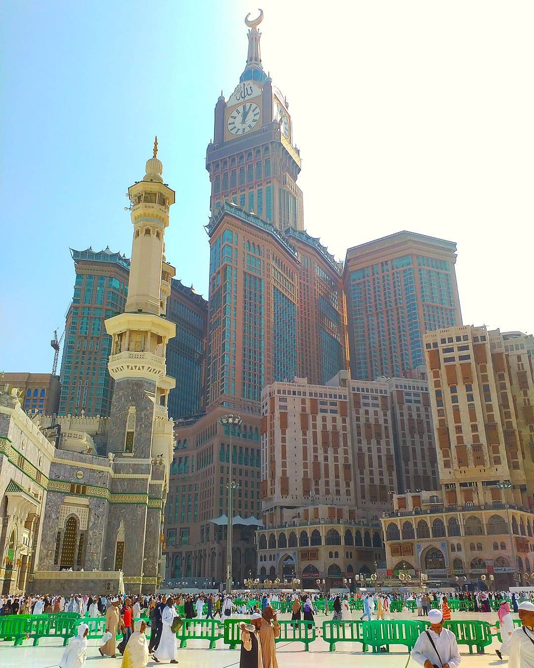 The Beauty Of Mecca, The Center Of Earth - Gravity Around Me