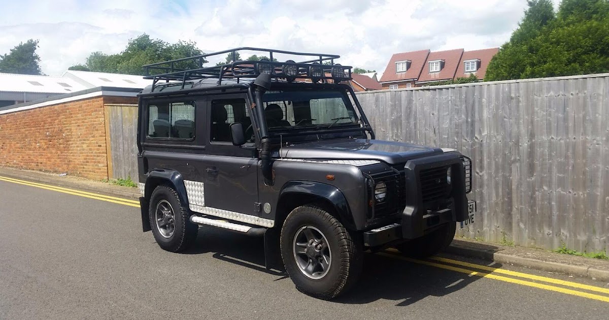 Landrover Defender: 2001 AUTO LAND ROVER DEFENDER 90 TOMB RAIDER ...