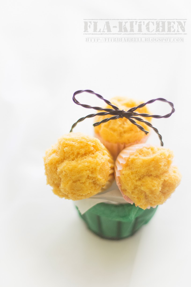 fla-kitchen: Steamed Pumpkin Cake