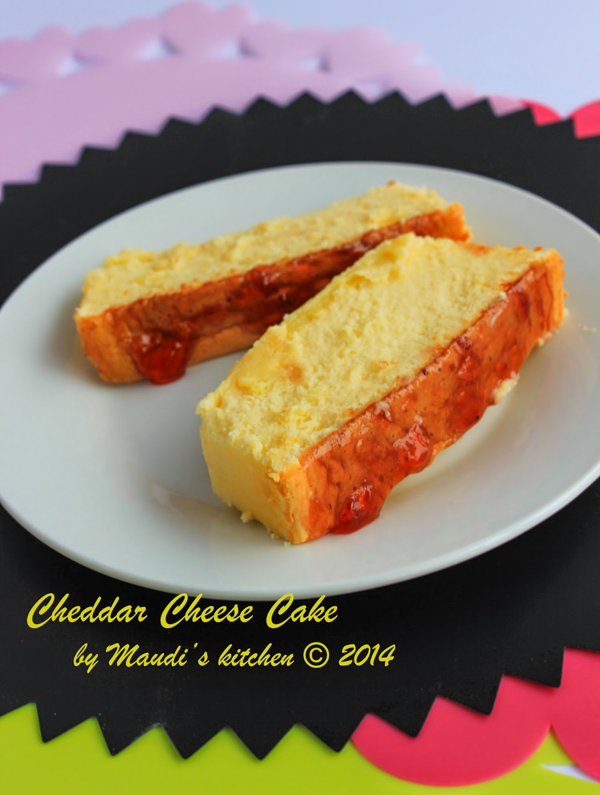 Maudi's kitchen: Cheddar Cheese Cake