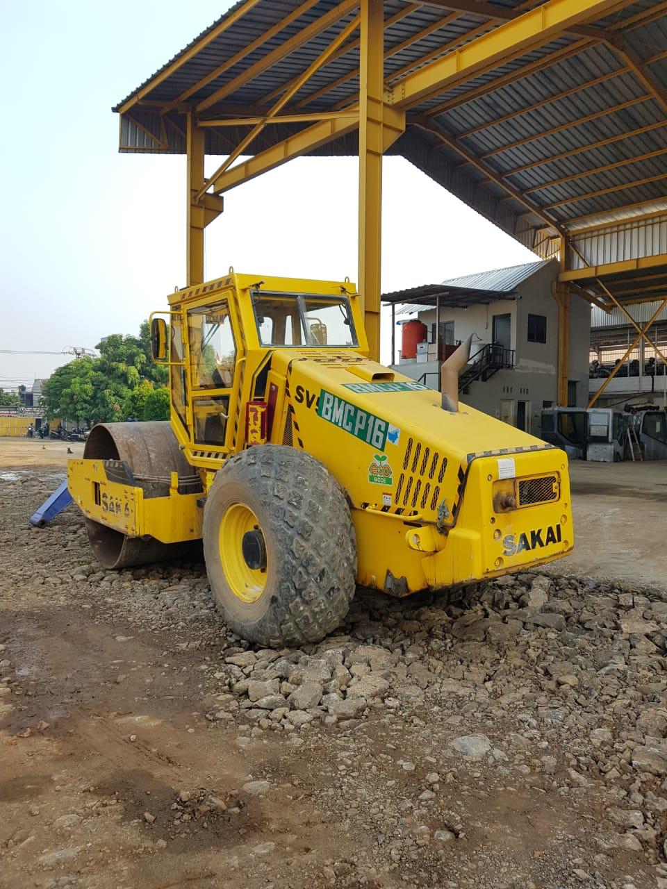 Pusat Jual Beli Alat Berat Bekas Terlengkap: Vibro Compactor Sakai ...