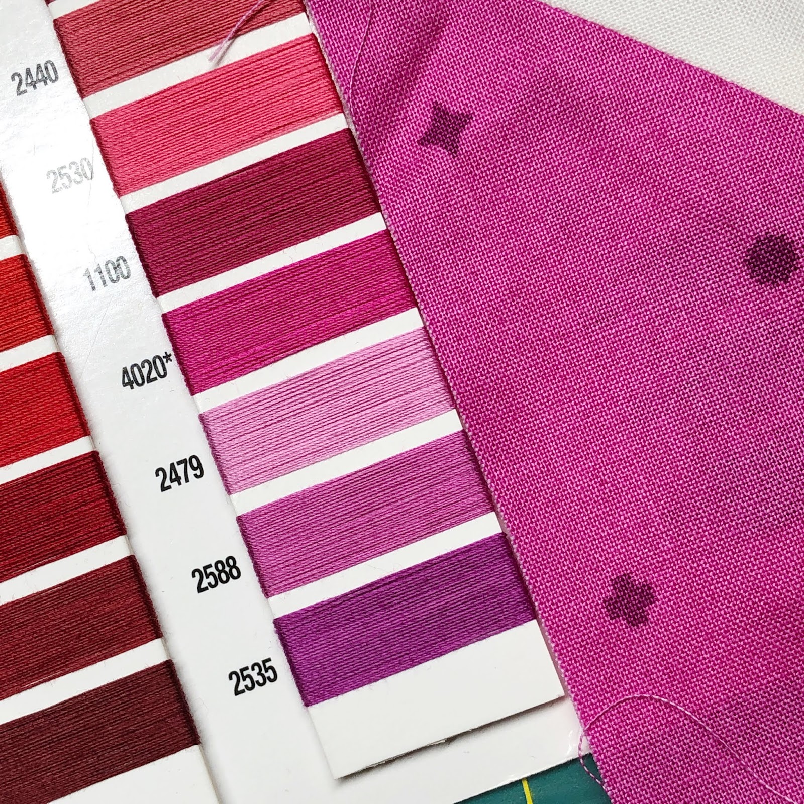 50 sq ft studios: It's time to make a choice...of thread colors!