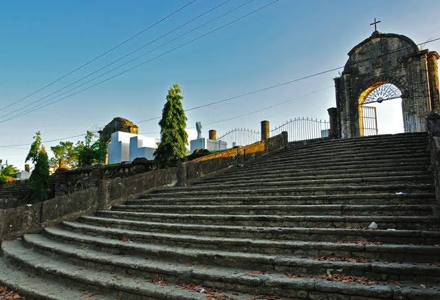mybeautifulILOILO: JANIUAY Cemetery: A Great Repository of ...