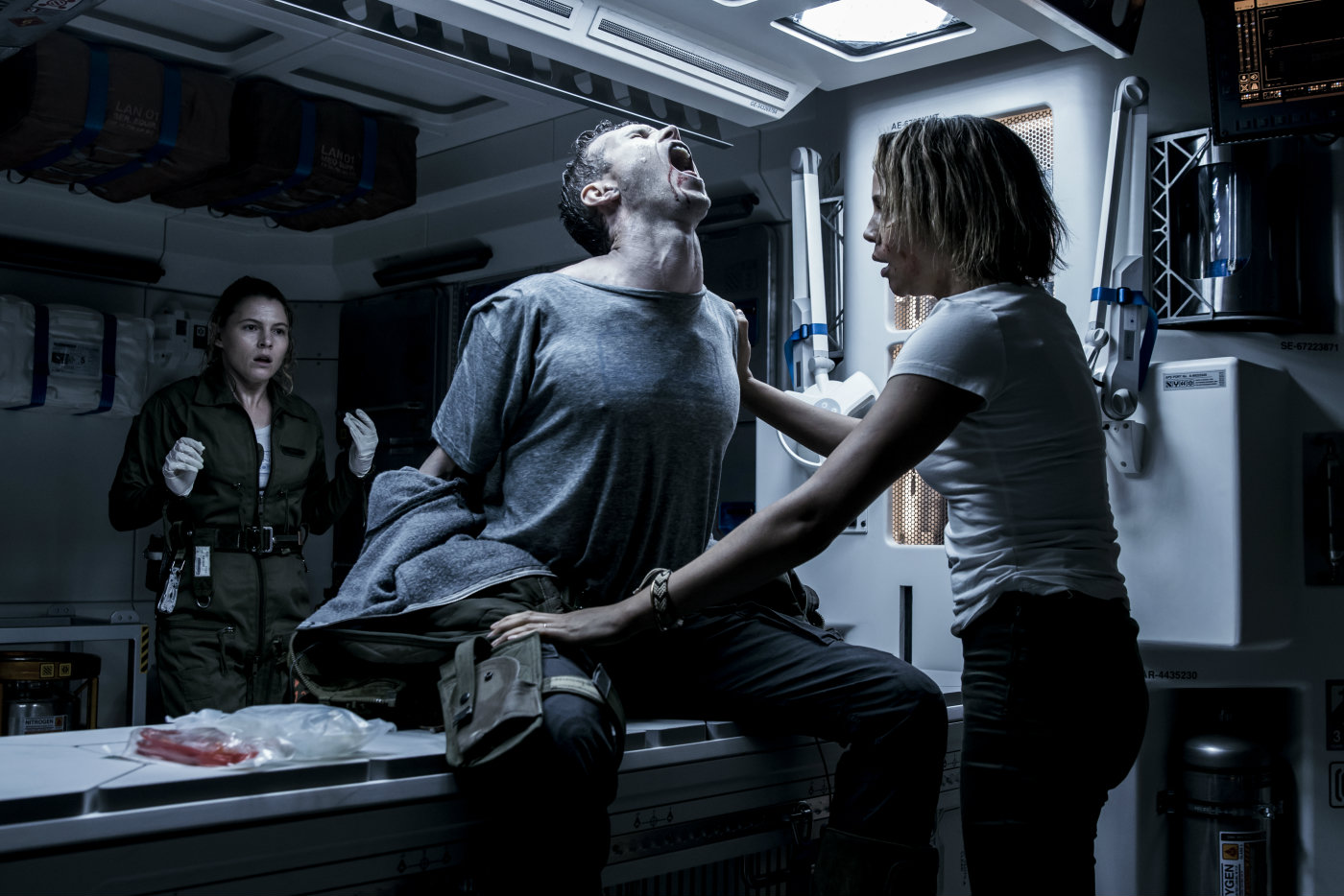Hollywood Gossips: We have seen bloody scenes from Alien: Covenant ...