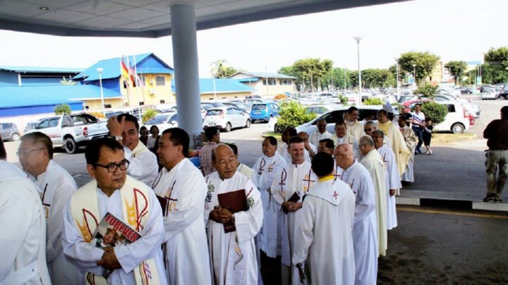 Diocese of Miri: Bishop Emeritus Anthony Lee 80th Birthday cum 40th ...