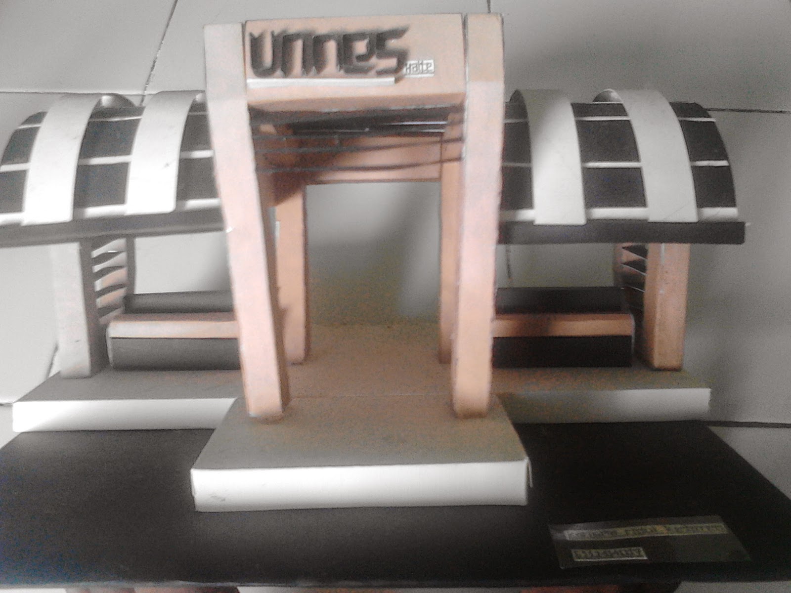 ARSITEKTUR: Desain Manual Halte Bus UNNES