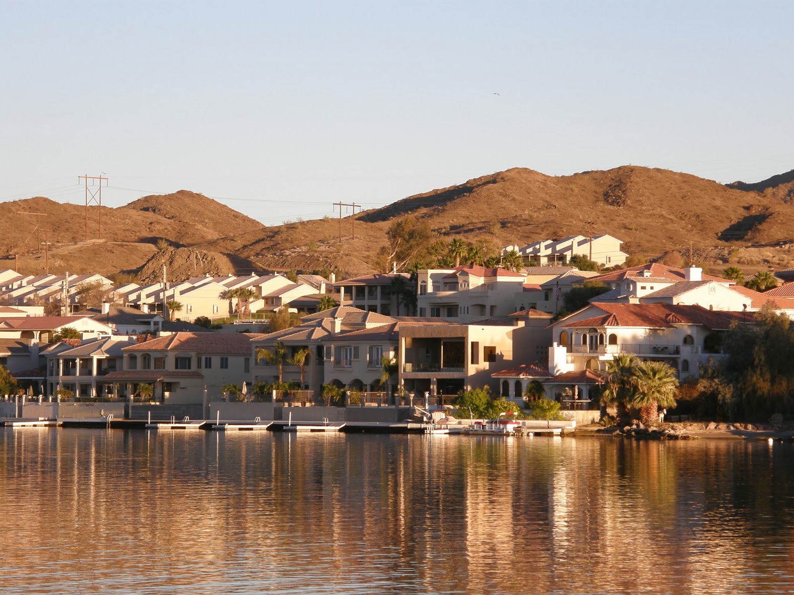 Ray and Cindy's RV Travels: Moved to Emerald Cove