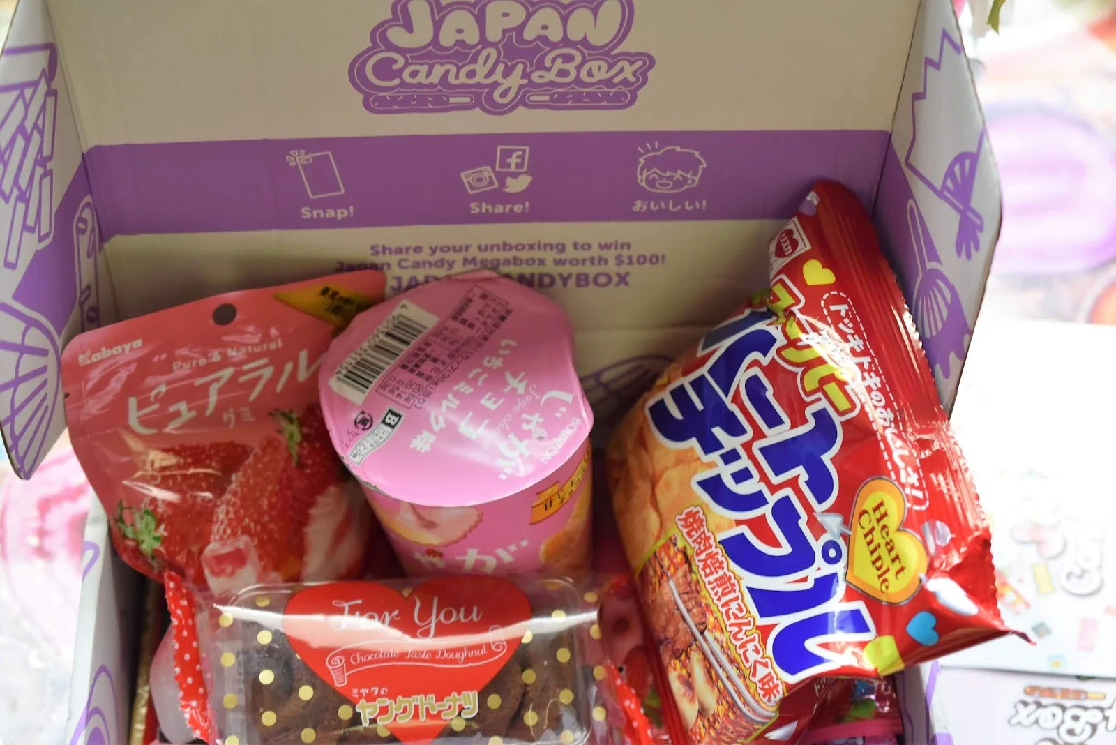 Valentine's Day Themed Japan Candy Box Review