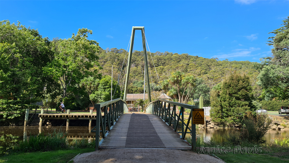 thoughts & happenings: Bells Parade, Latrobe