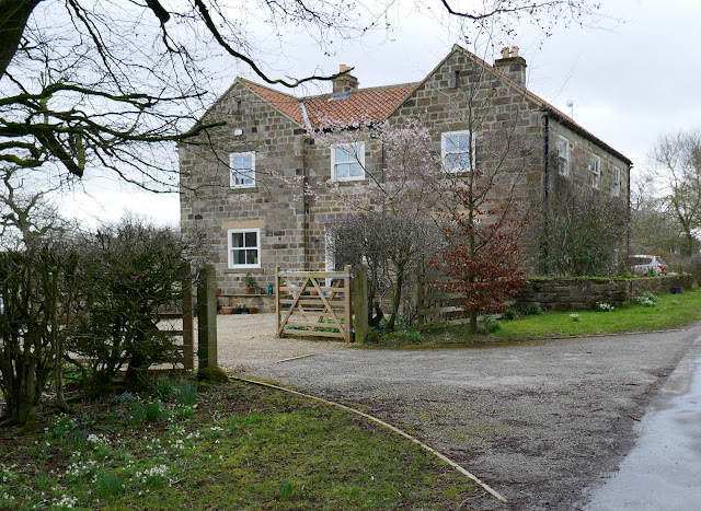 Walking in North Yorkshire: Nether and Over Silton to Hanging Stone and ...