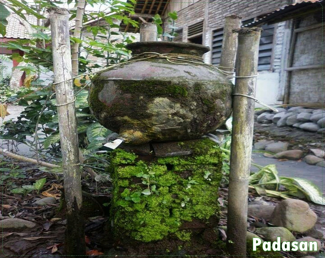 Padasan Bejana Air Wudhu dan Filosofinya Bagi Kehidupan | jejaknoe.net