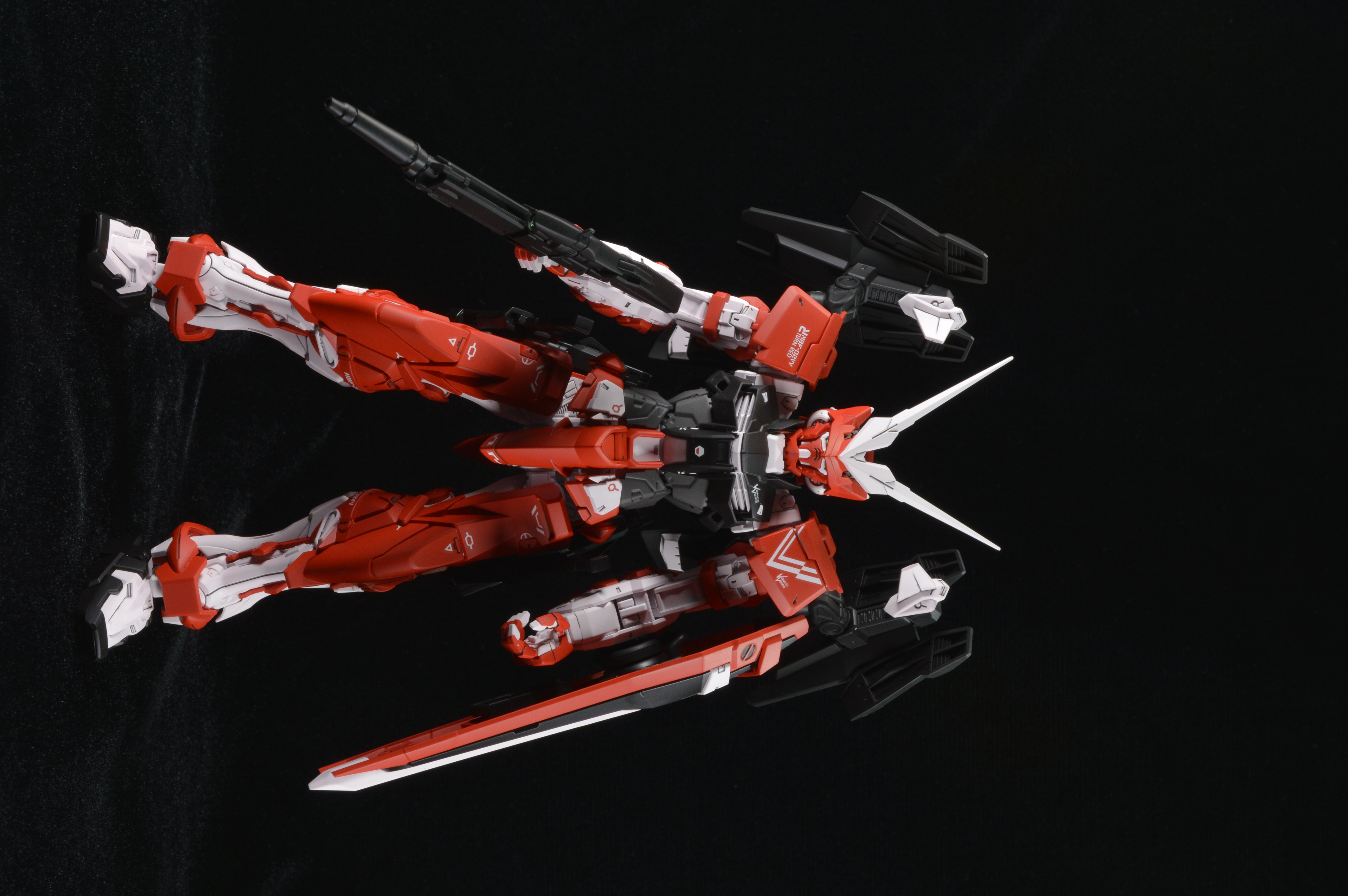 MG Gundam Astray Turn Red