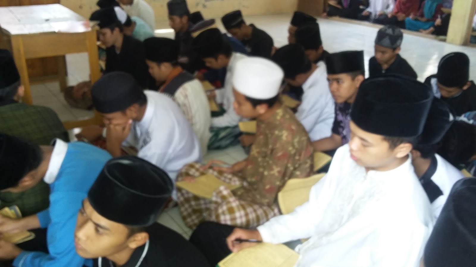 Pon-Pes MIFTAHUL HUDA PESAWAHAN RAWALO BANYUMAS: KAJIAN KITAB PESANTREN # DI MIFTAHUL HUDA ...