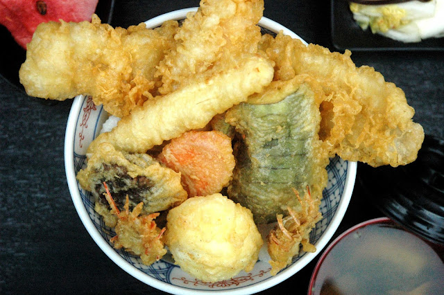 DUDE FOR FOOD: Japan in the City: Tendon Akimitsu Tokyo Asakusa Opens ...