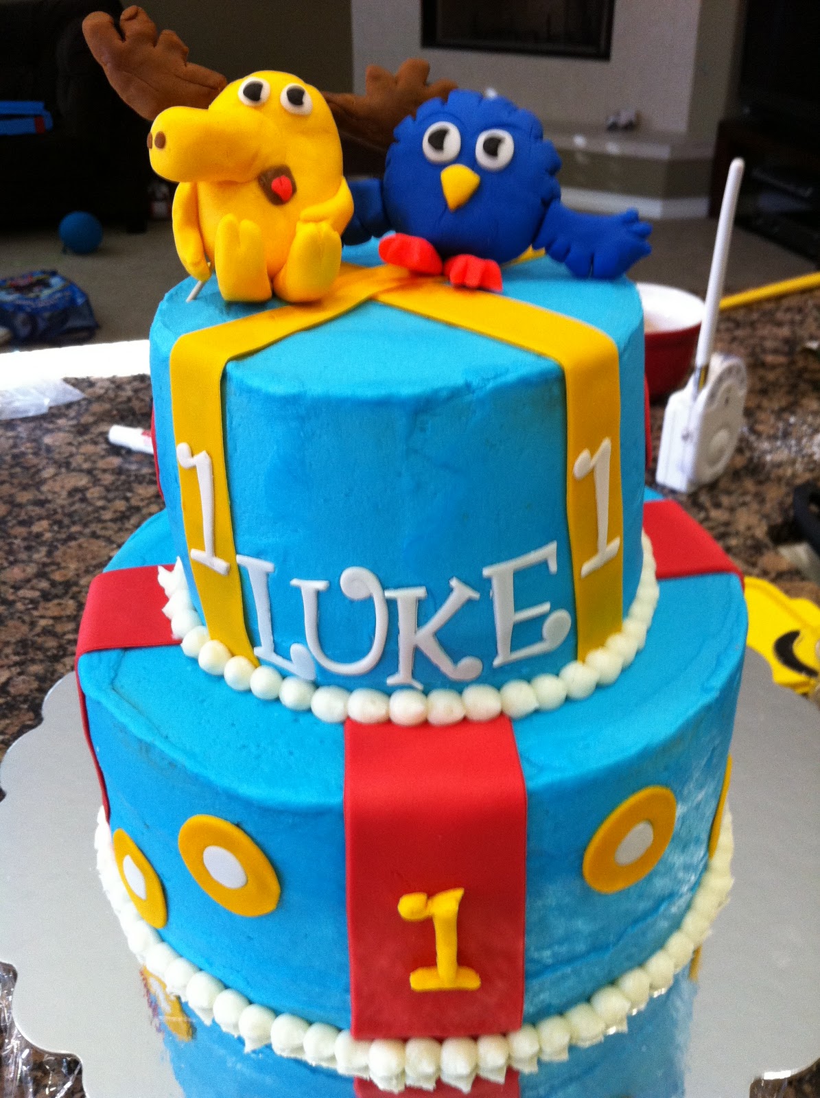 Love 'n Sugar Cake Creations: Nick Jr. Moose & Zee Cake
