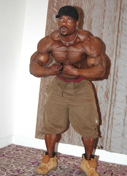 world bodybuilders pictures: haiti port au prince bodybuilder Max Charles