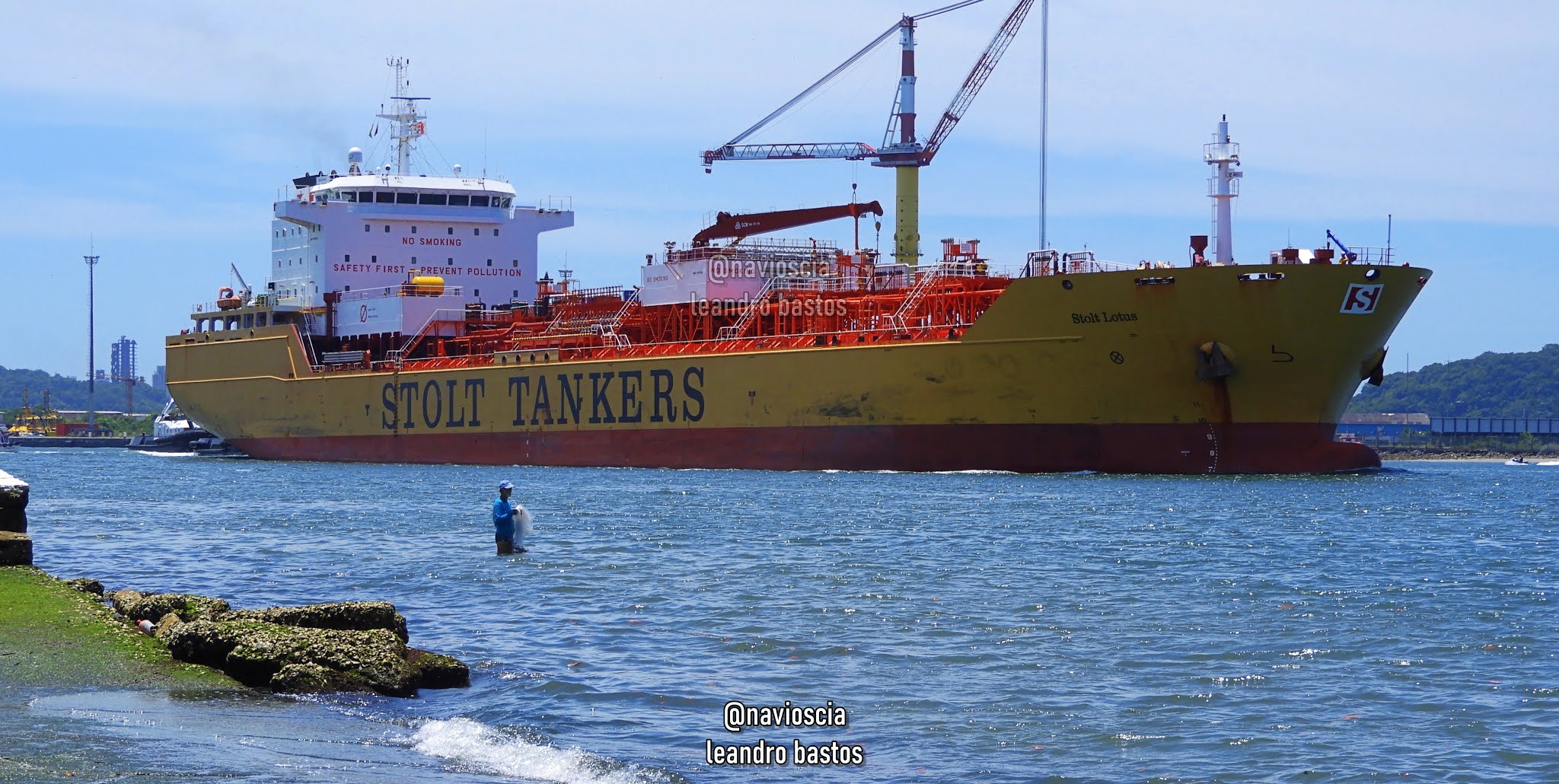 Navios de Santos & CIA: navio STOLT LOTUS