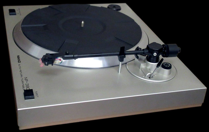 stereonomono - audio Hi Fi Compendium - 14 years on-line: Nikko NP-390 ...