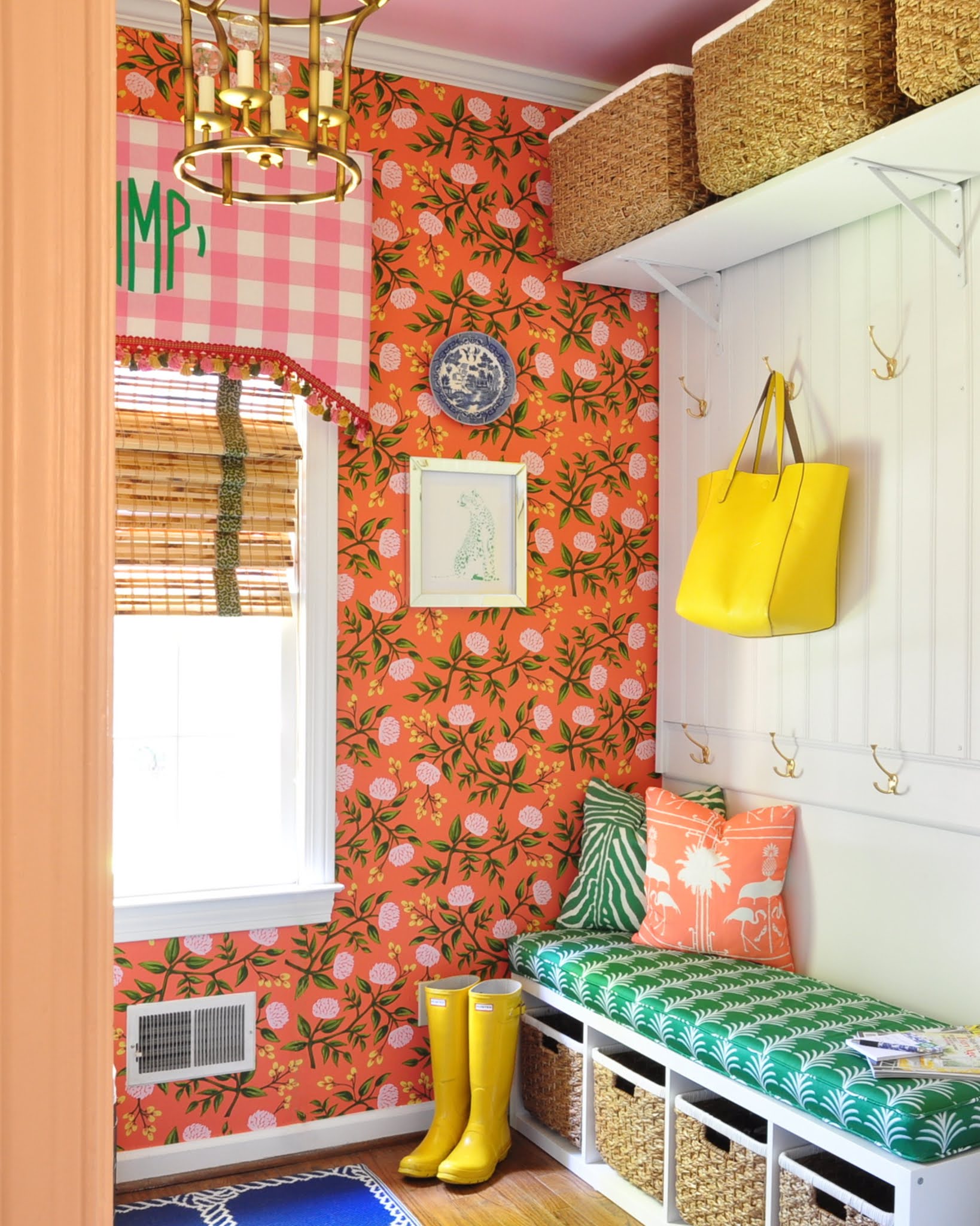 the pink clutch ...: All The Paint, please!