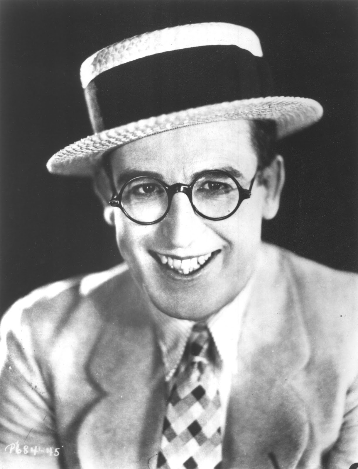 THINK CLASSIC: "..I just took life and poked fun at it..."-Harold Lloyd