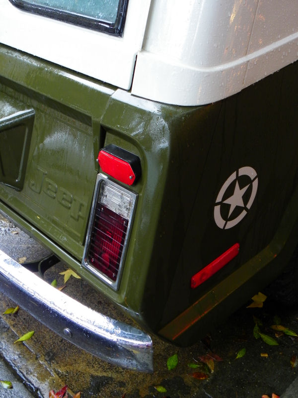 California Streets: San Francisco Street Sighting - 1972 Jeep Commando