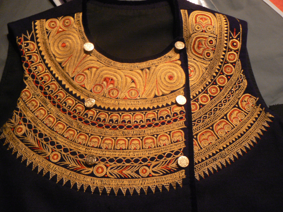 FolkCostume&Embroidery: A Closer View of Breton Costumes part 3 ...