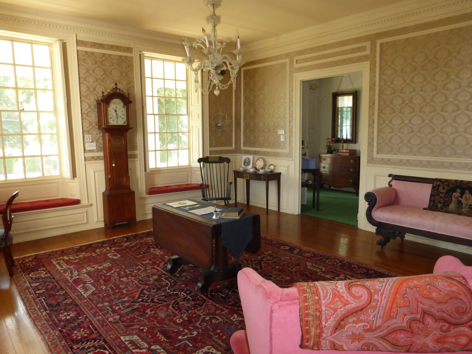 Nutfield Genealogy: Seen at the Mayflower House