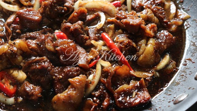Daging Tetel Masak Black Pepper Yang Sangat Sedap - Azie Kitchen