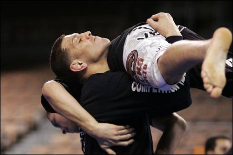 Straight Jock Feet: UFC STUD Carlos Condit feet...