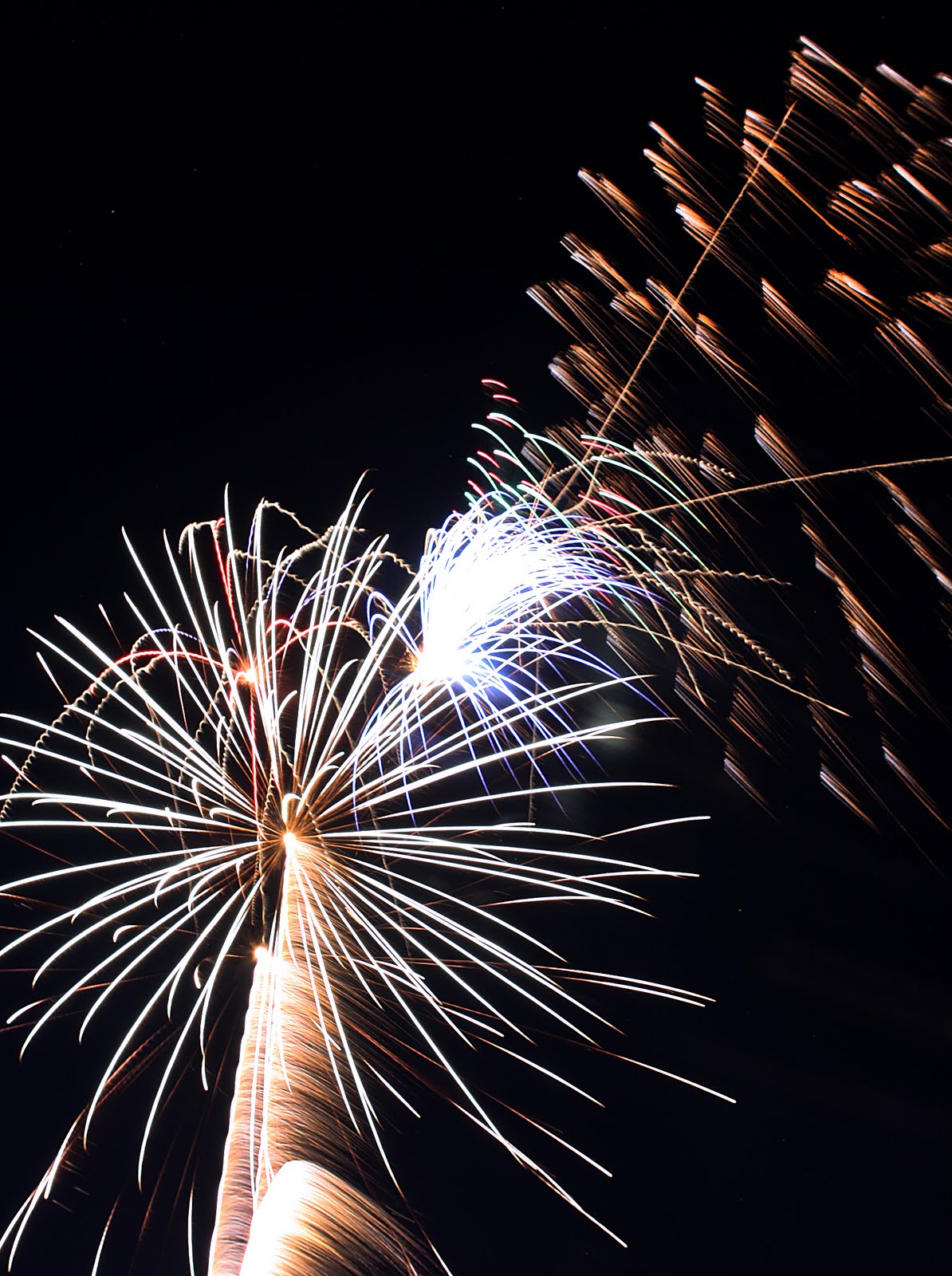 Snapshots: The bombs bursting in air