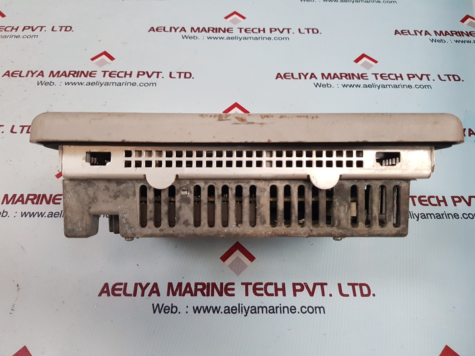 ALLEN-BRADLEY PANELVIEW PLUS 700 TERMINAL 2711P-T7C4D8 - Aeliya Marine