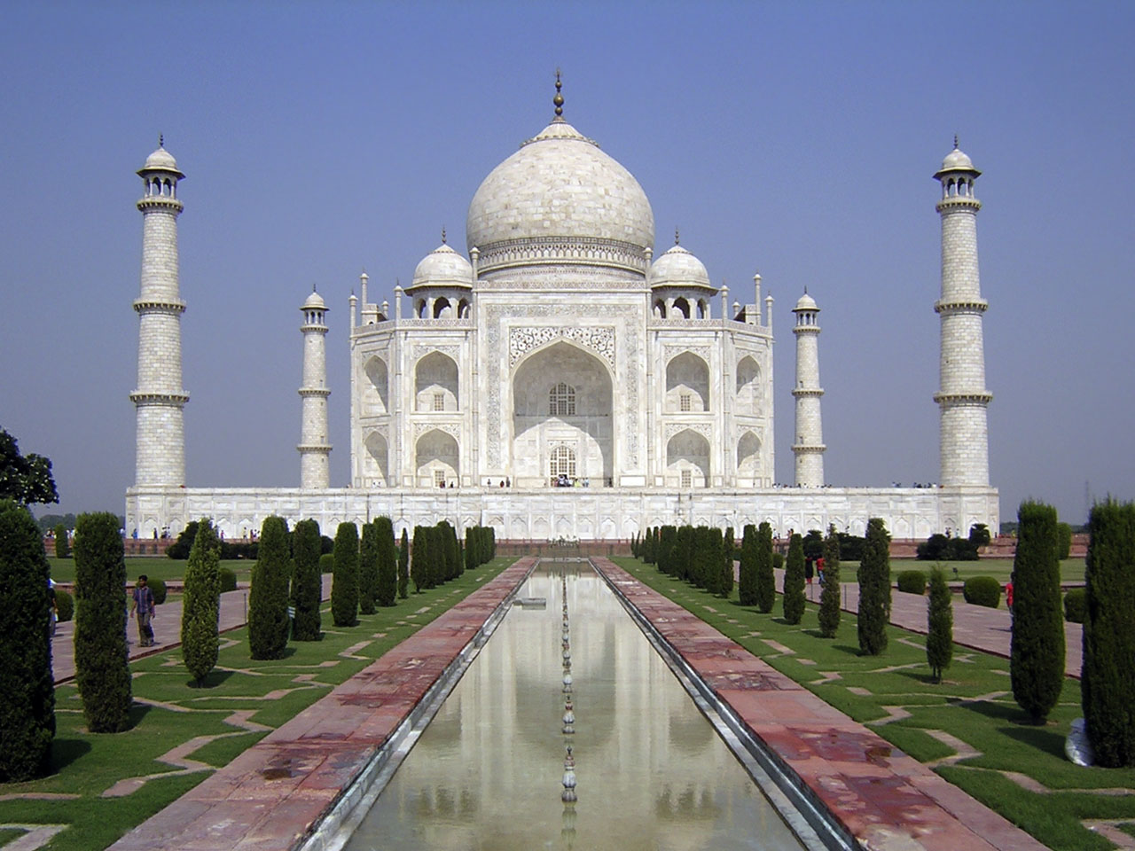UN RECORRIDO BREVE POR EL MUNDO: EL TAJ MAHAL