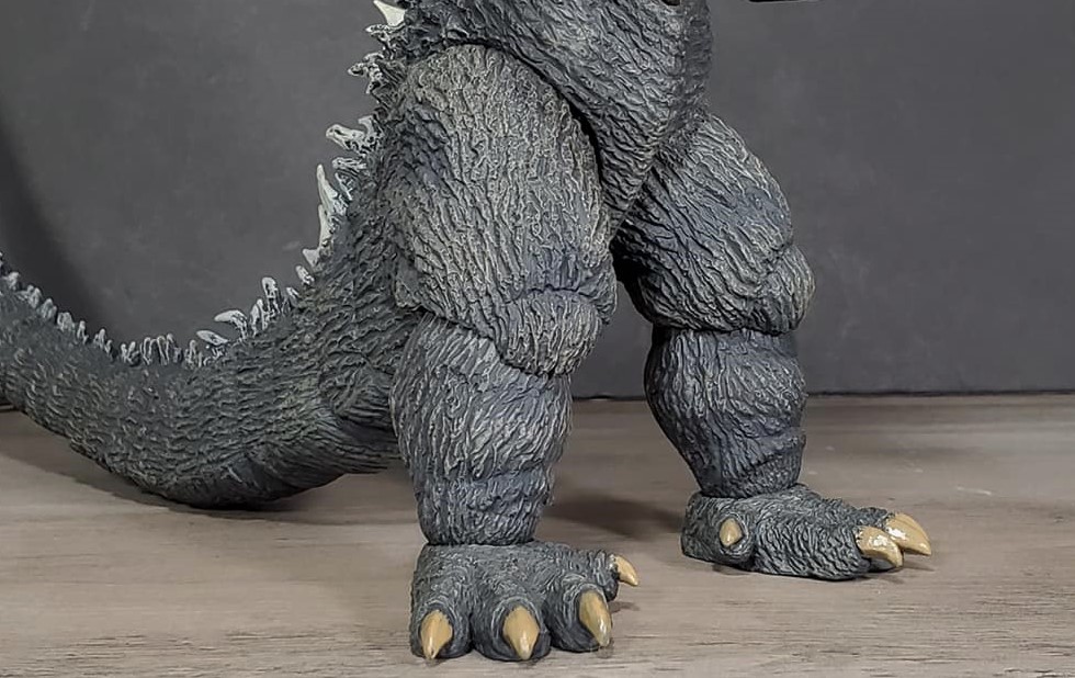 The Gryphon's Lair : NECA GODZILLA 2003 | Figure Review