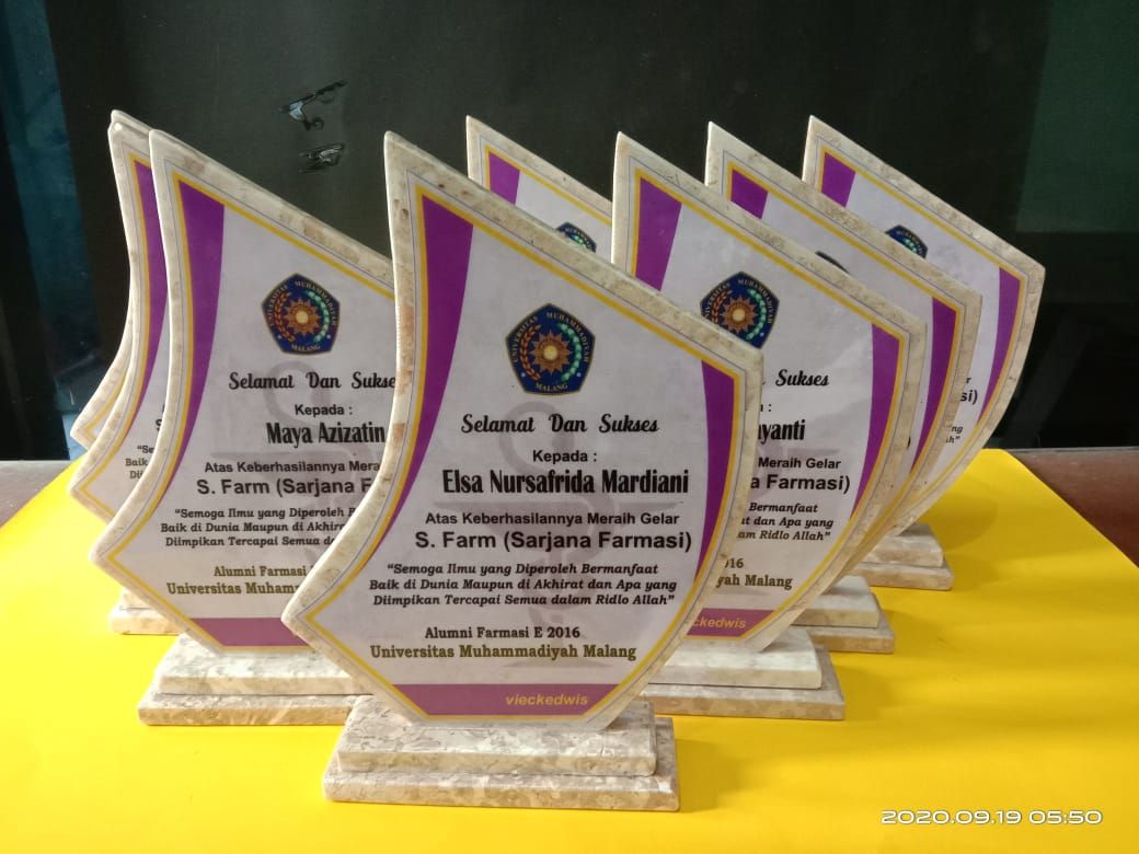 Daftar Harga Plakat Akrilik, Hadiah Terbaik Untuk Harga Spesial | Rumah ...