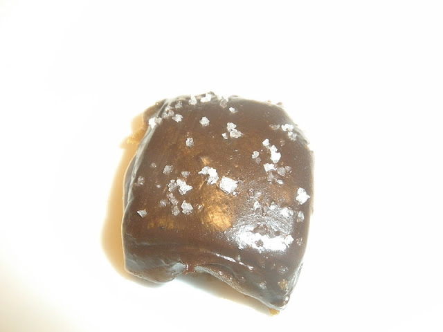 canapes recipes: Homemade Carmel Bars