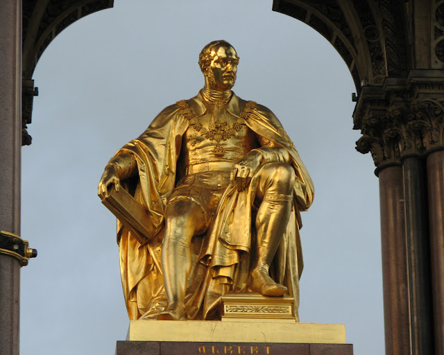 Daily Photo Stream: Albert Memorial Statue