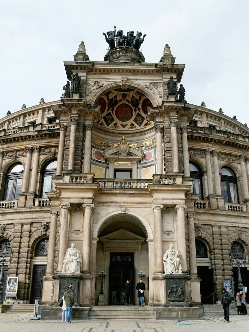 SEMPEROPER - Niebezpieczne związki piwa i muzyki