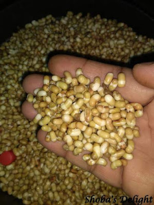 Shoba's Delight: Sprouted Matki or Moth Beans Salad