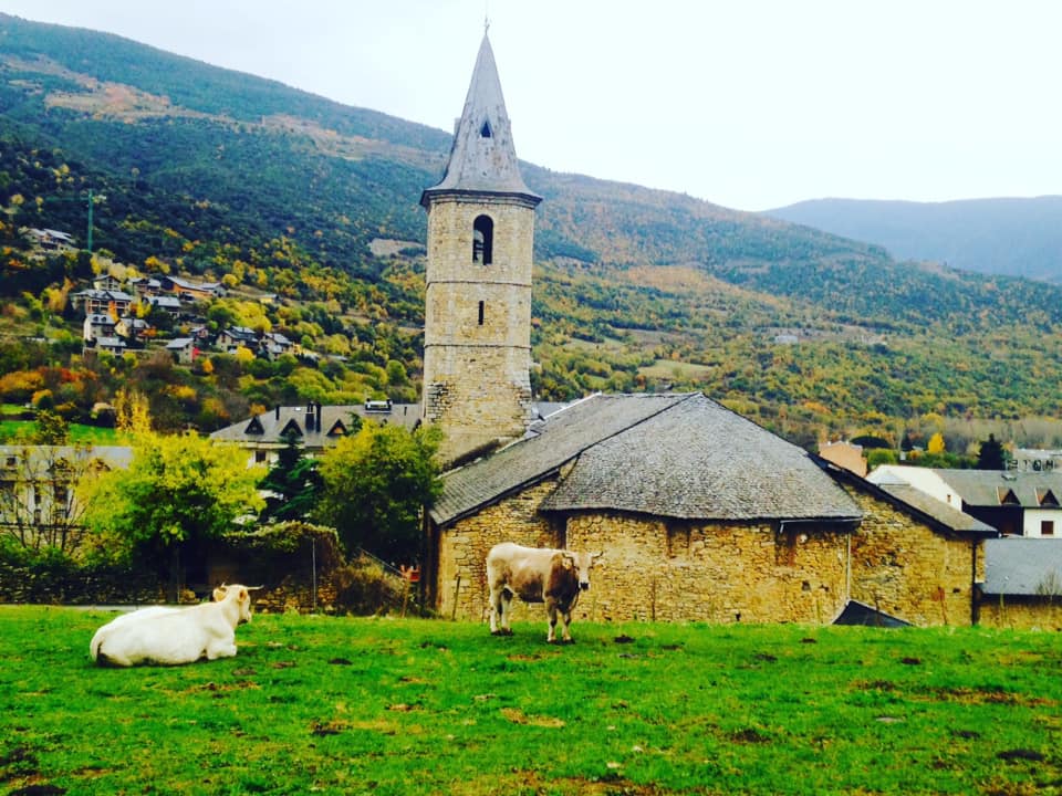 Conèixer Catalunya: ESGLÉSIA PARROQUIAL DE SORT. ADVOCADA A SANT FELIU ...