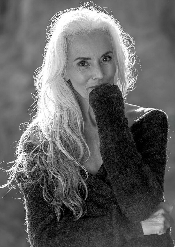 63-Year Old International Model, Yazemeenah Rossi, Epitomizes Grace ...