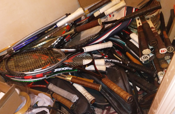 Tennis Laboratory: Tennis Racket Rack/Storage