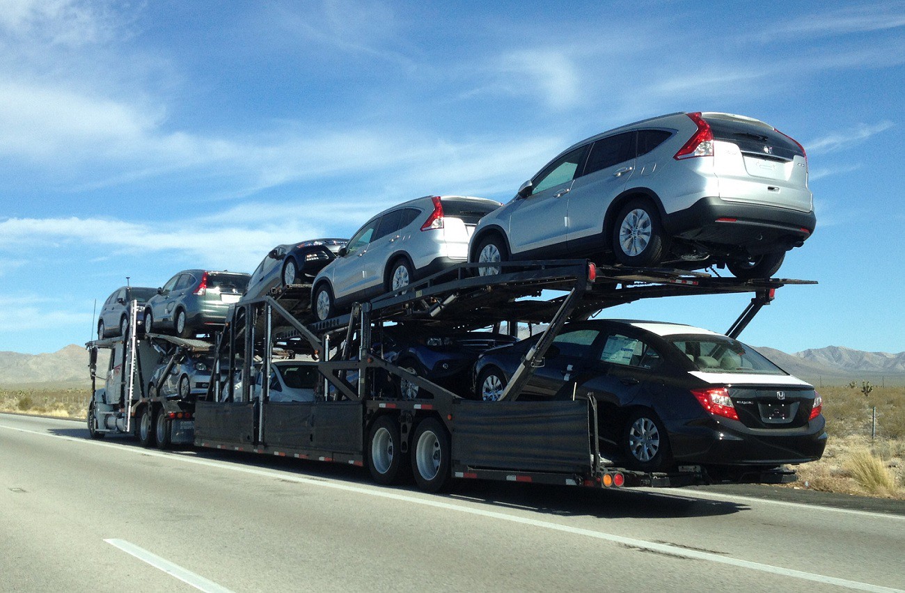 Get your Vehicles Transported by a Licensed Auto Shipping Service