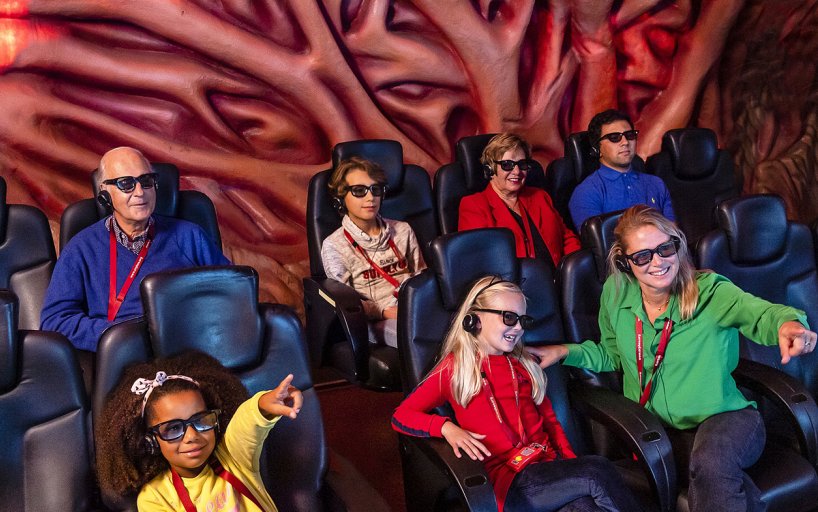 Wonderful Bus Stops: Corpus Museum - Journey Through The Human Body