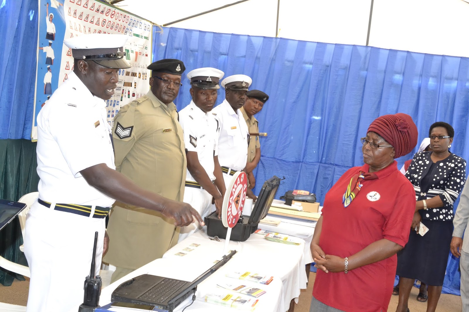 RC SINGIDA ASHAURI JESHI LA POLISI KUANZISHA DAWATI LA UPIMAJI MACHO ...