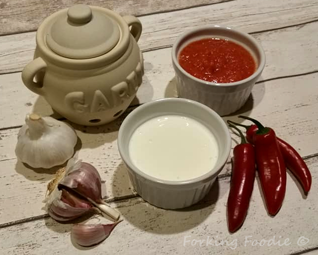 Forking Foodie: Easy, No-Cook Fresh Chilli and Tomato Sauce (includes ...