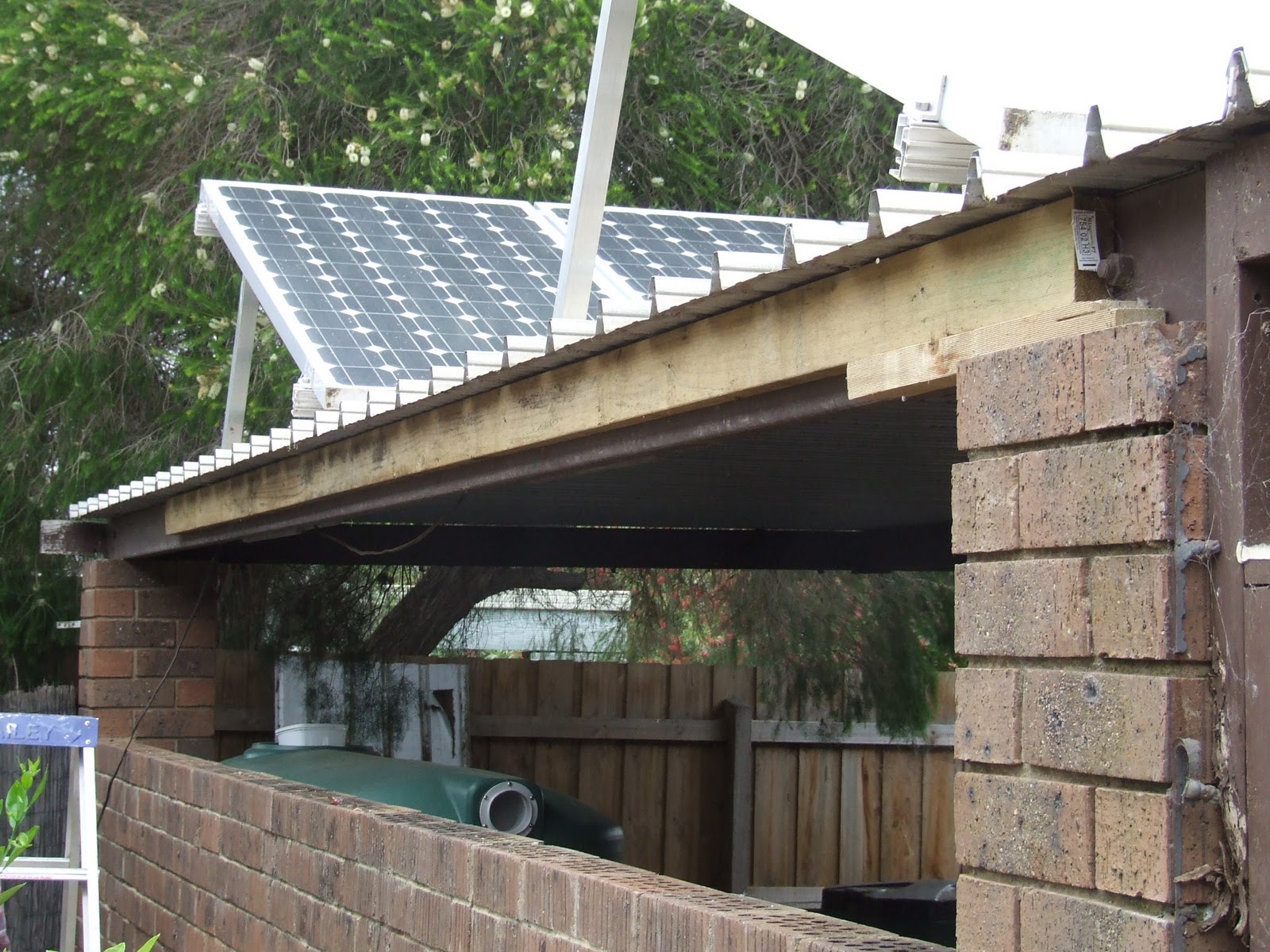 Mind In The Gutter - The Greening of Gavin